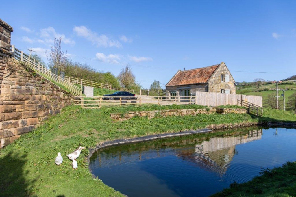 Rake Farm, Glaisdale, North York Moors, North Yorkshire | Peter Illingworth
