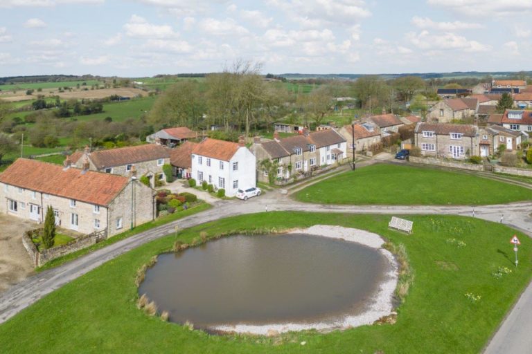 Newton-on-Rawcliffe, North Yorkshire | Peter Illingworth